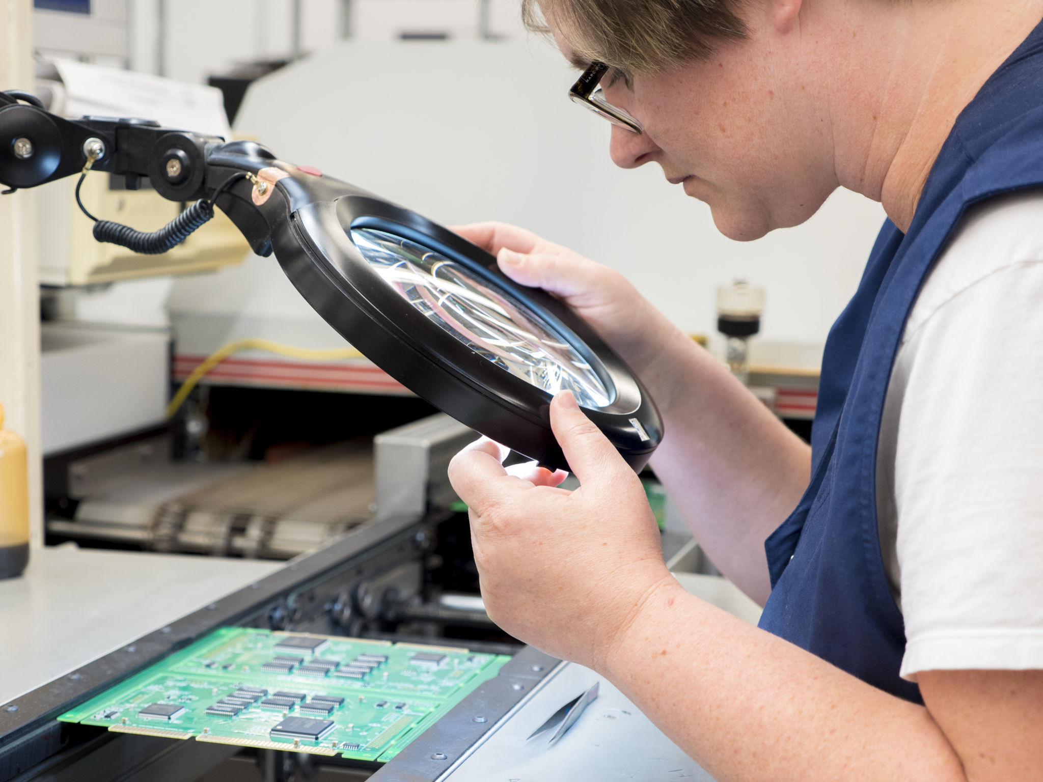 ISO Certified PCB Assembly at Electronic Design and Manufacturing